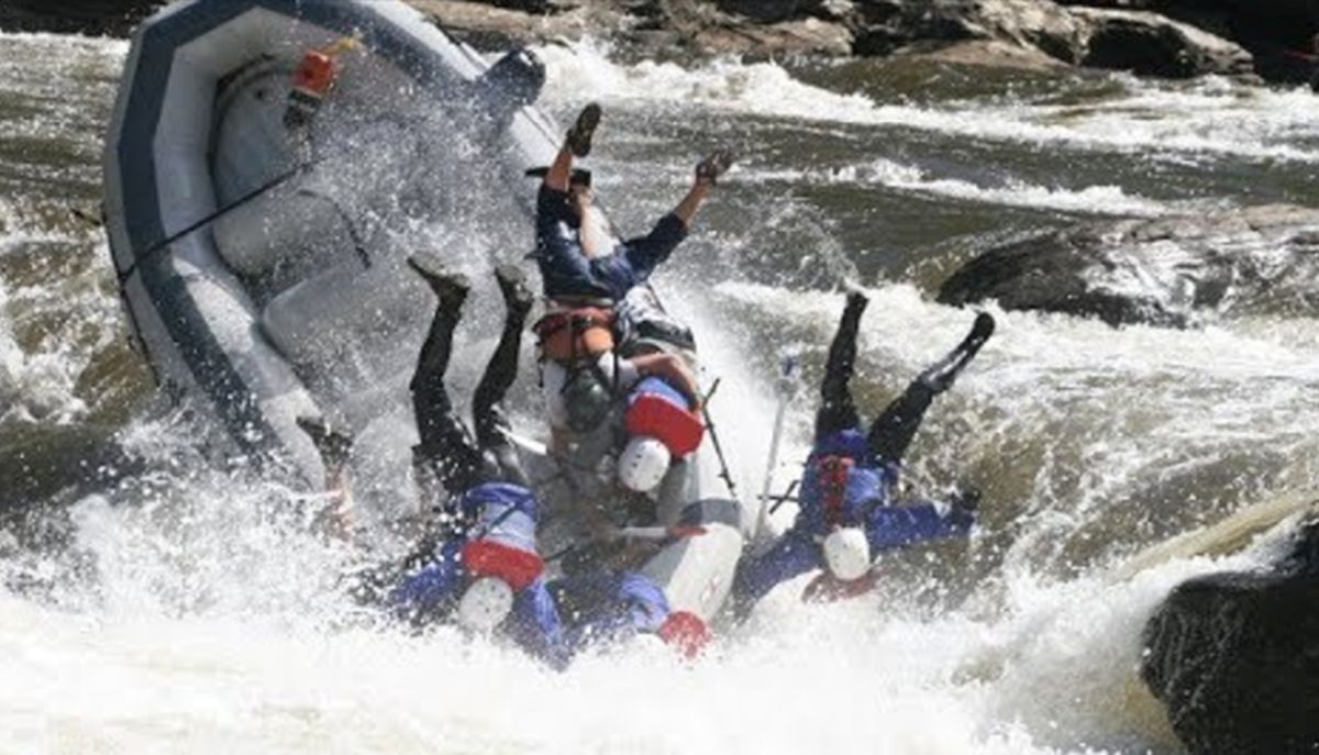 Tourist from Kolkata Died During Rafting in Rishikesh - WildHawk